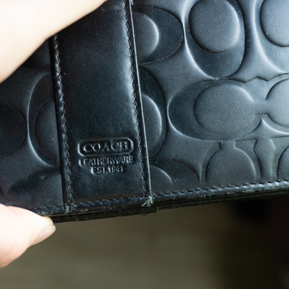 Coach | Bags | Vintage Embossed Black Leather Coach Bifold Wallet ...
